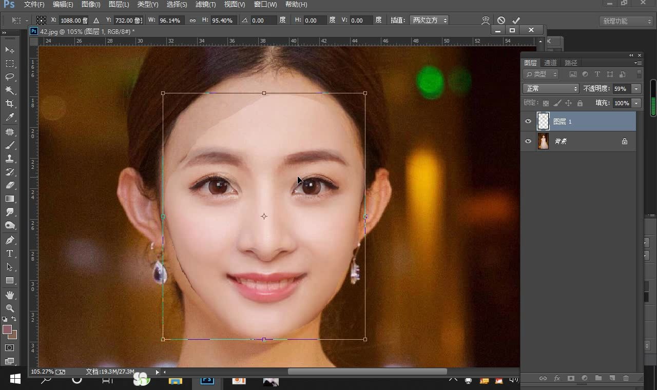 为什么PS换脸不自然 边缘有缝隙锯齿颜色不一样