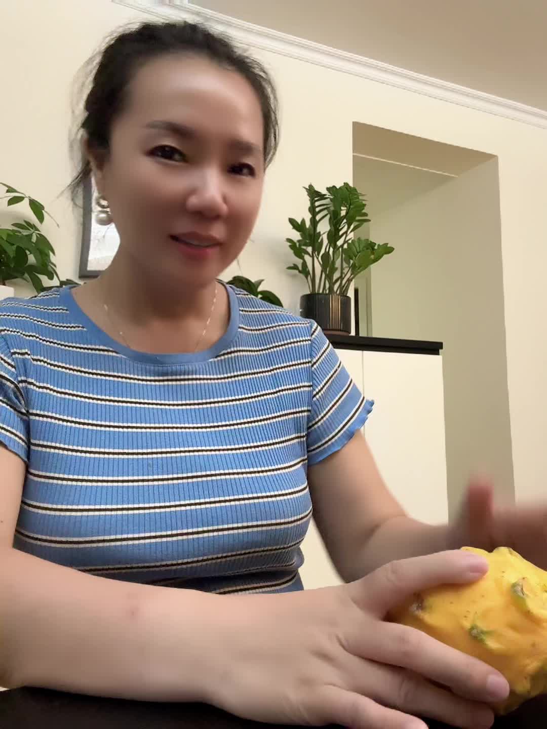 ...不敢出门口了5分钟,上一次厕所比我上次喝的那个西梅汁还要厉害ߘ...