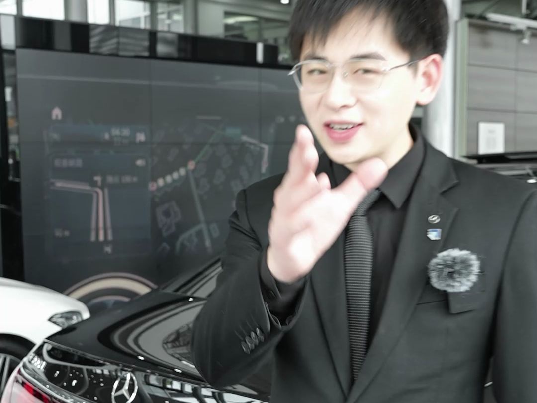 奔驰e300时尚版 运动与时尚相得益彰