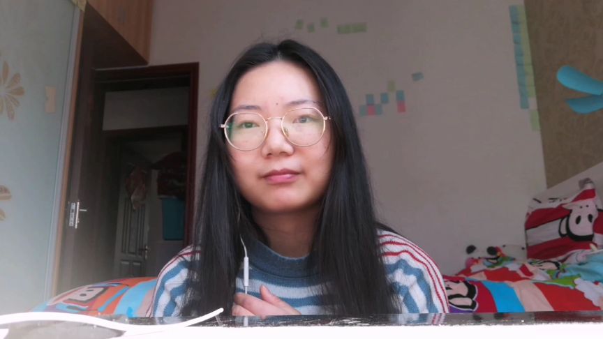 一个健康服务与管理专业的大学生乱七八糟的自我介绍