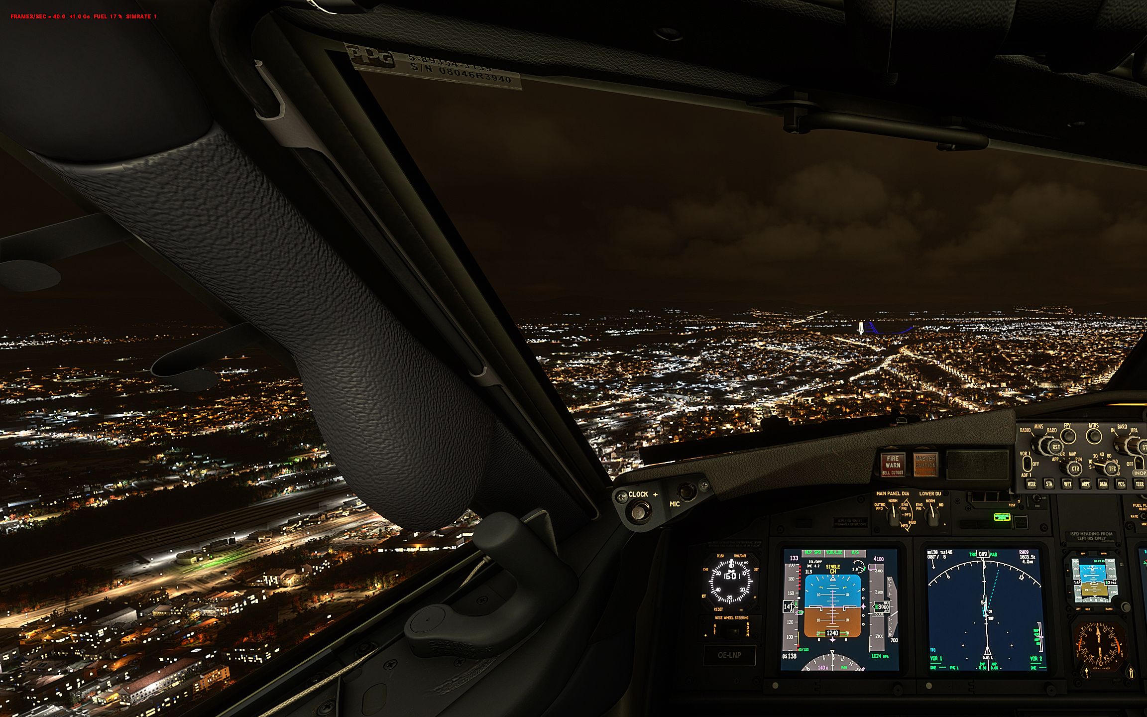 微软模拟飞行 在飞机驾驶舱中看城市夜景灯光