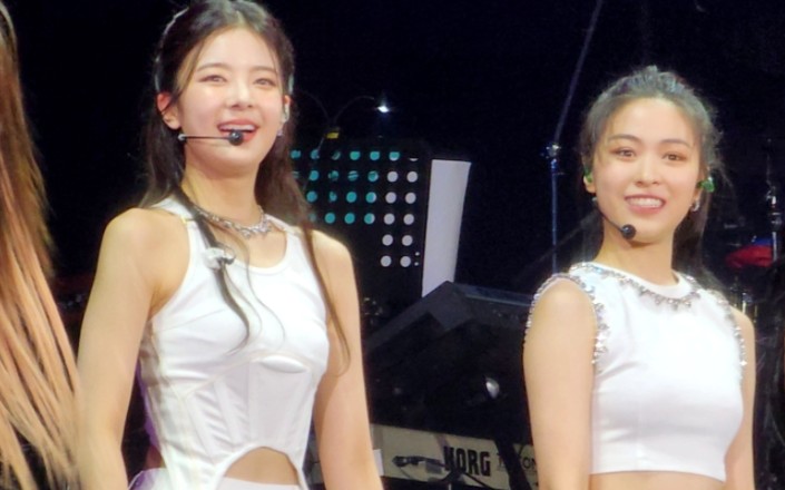 ITZY 9.17空降IU演唱会嘉宾运动鞋+DALLA DALLA舞台!