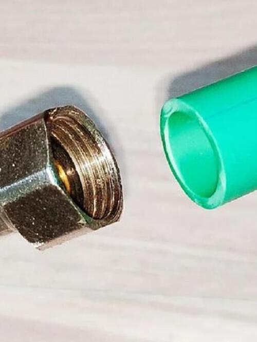 不锈钢软管怎么接入PPR水管?这个方法简单又实用,连接头都不用