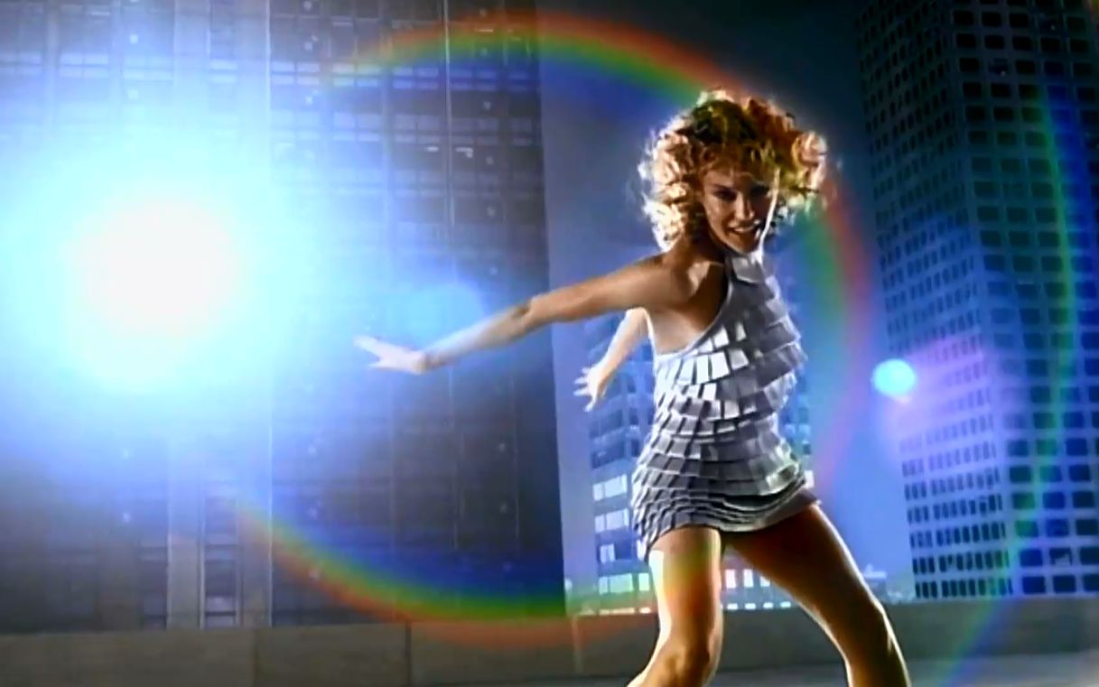 Kylie Minogue - Can't Get You Out Of My Head【中英字幕】