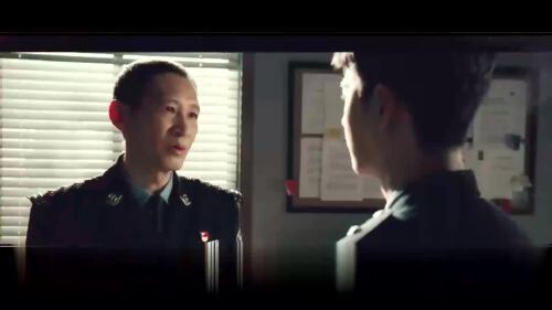 "何为抉择?何为信仰?总得有人做黑暗里的那道光吧!!!"