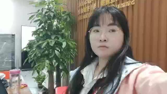 小茹子入手了一部笔记本电脑,大伙说这款好不好