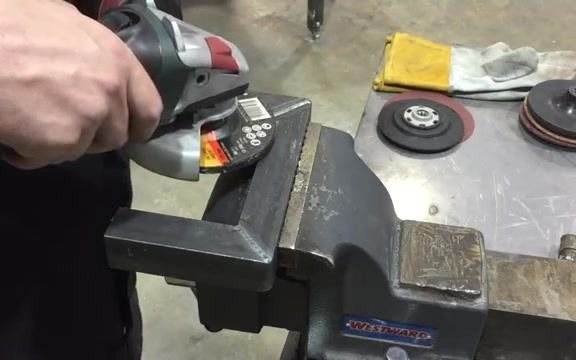 【国外技术精选】-4 | 电动角磨机与气动风磨机【艾崔牛老师亲手精挑...