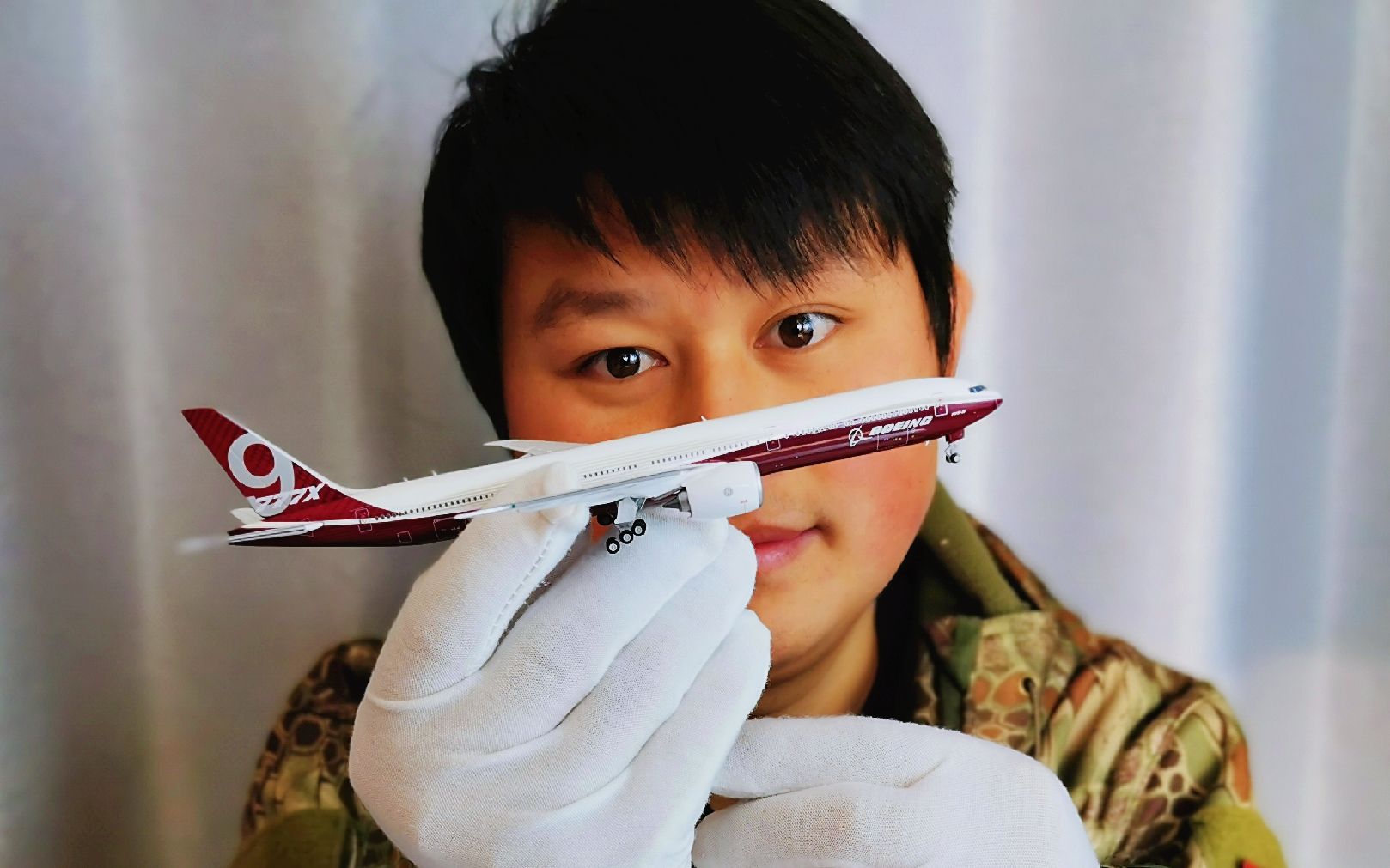 模型开箱:jc260元的波音777-9X客机模型值得大家入手吗?