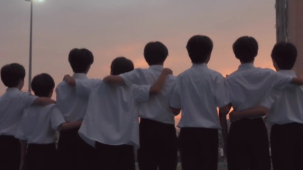【TF家族四代】|“我们一起无畏地向前奔跑!”