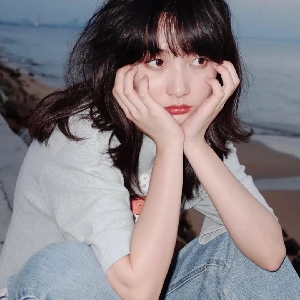 云碗里的西米露 