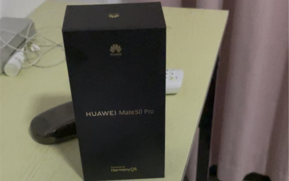 使用华为mate50pro三天的体验,鸿蒙3.0的系统稳定性是真的差。