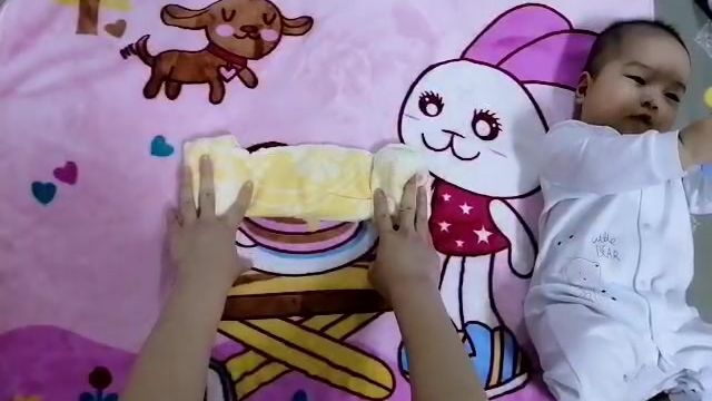 三个月以上宝宝定型枕的制作方法