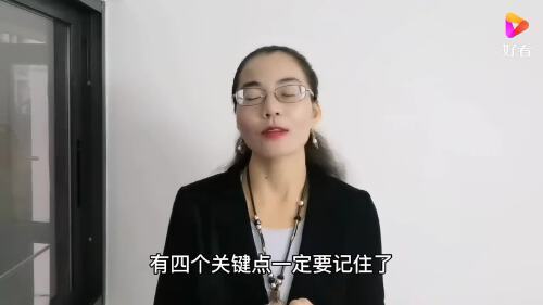 3岁前必学!4招轻松培养宝宝自主进食,妈妈再也不用追着喂饭!