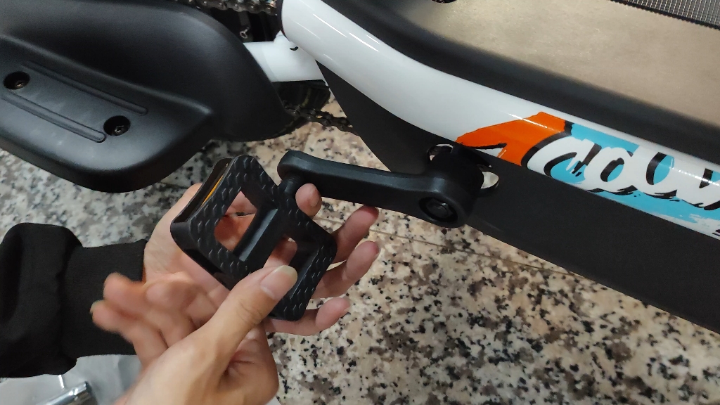 绿源电动车简易款安装教程