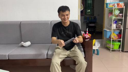 夏天生意异常好,网上订单一直爆,潮汕夫妻每天忙到半夜,累开心