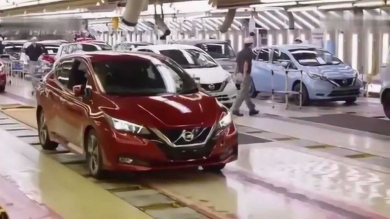国外工厂生产纯电动汽车,从一块钢板开始,最后各种测试汽车性能!