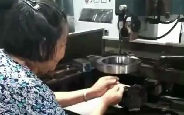 线切割操作,高手在民间,看了你怎么想?