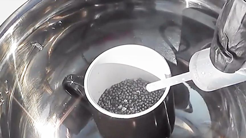 水银是液态金属,它和质量最大的稳定元素铅放一块,会发生什么?