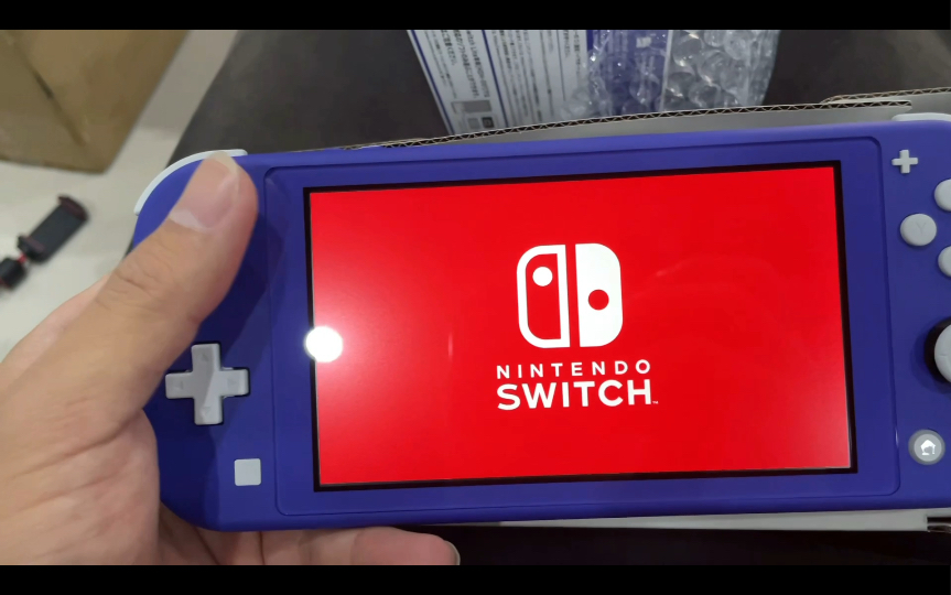 1200全新日版switch lite,利用店里卡带资源出租不知道有没有市场