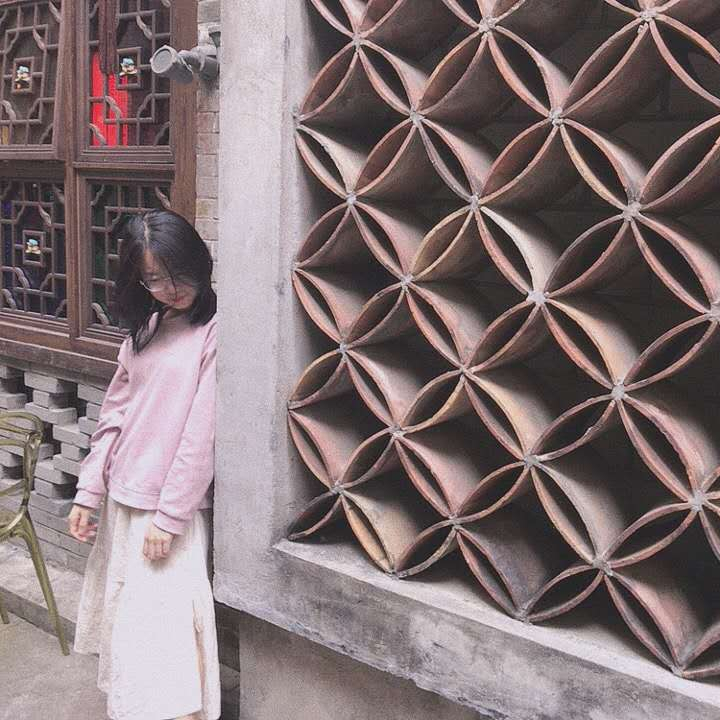 小何阿婆主 