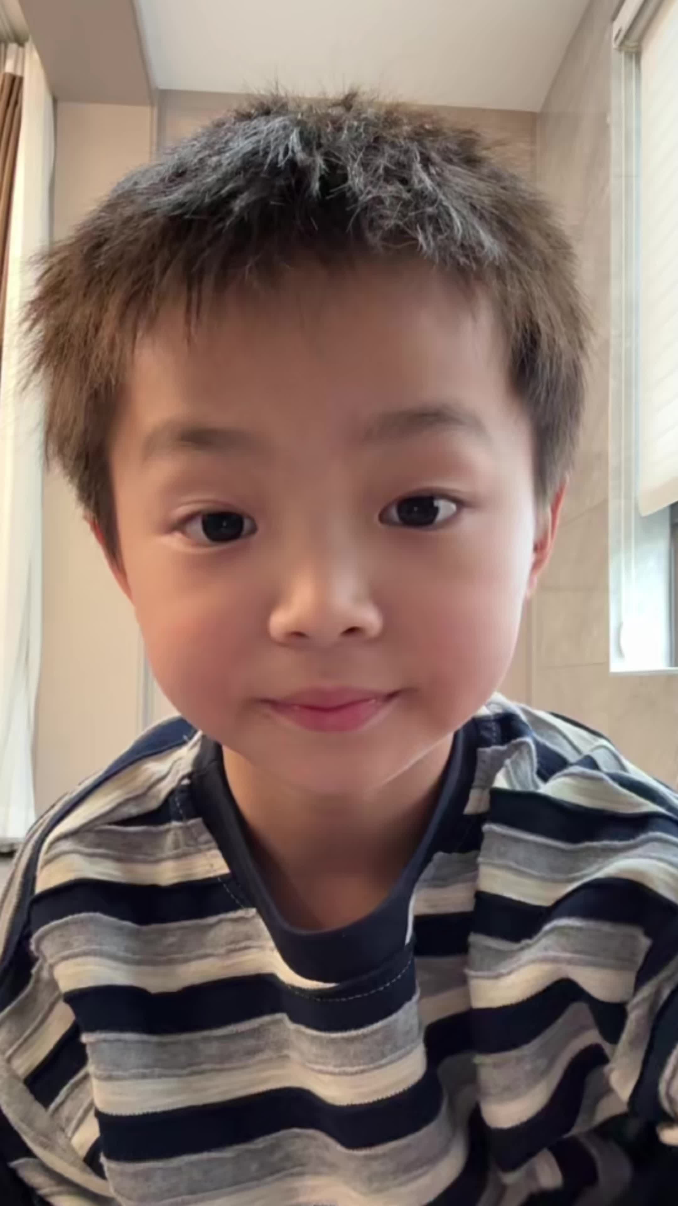 实名表扬我们学校,五一放假没有作业嘻嘻ߘ�真正的放假太棒啦! 舞...