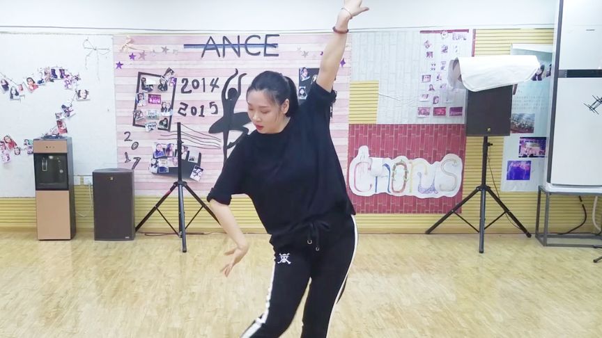 民族舞教学:美女带你学习古典舞基本技巧,这轻盈的舞姿谁不爱?