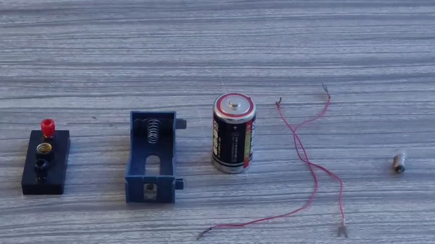 小学科学灯泡亮了