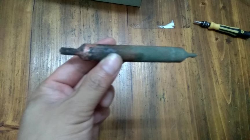 电冰箱冰柜上用的干燥过滤器,里面是什么样子的?拆开看看