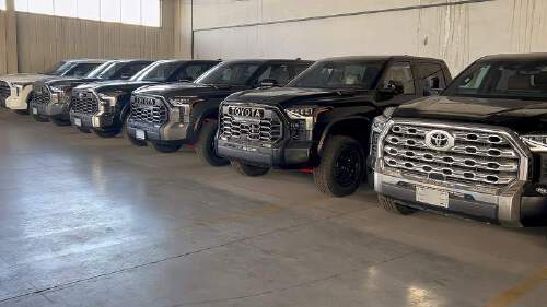 年底丰田坦途直降到底!42万起开走全尺寸皮卡,高配低价任你挑