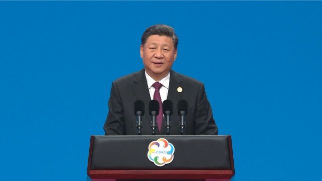习近平讲完这段关于“文明冲突”的论述,台下掌声雷动