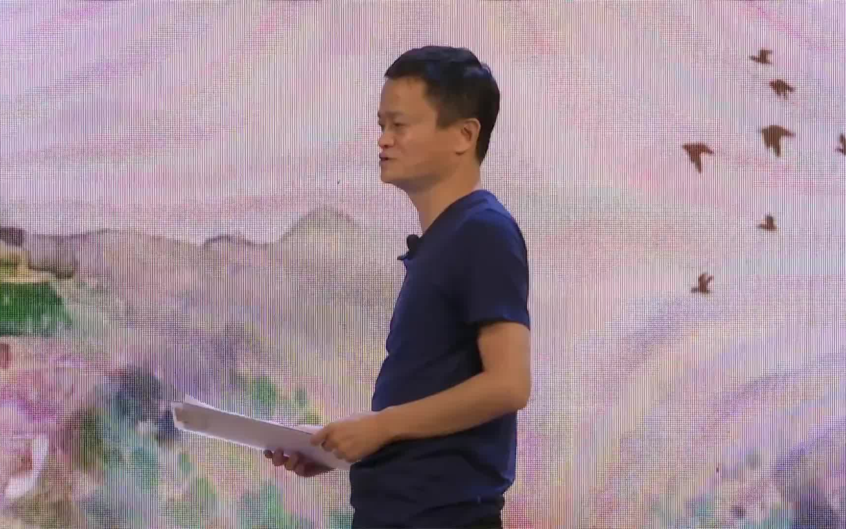 达沃斯马云演讲,一口流利的英语:不忽悠员工!说完自己都笑了