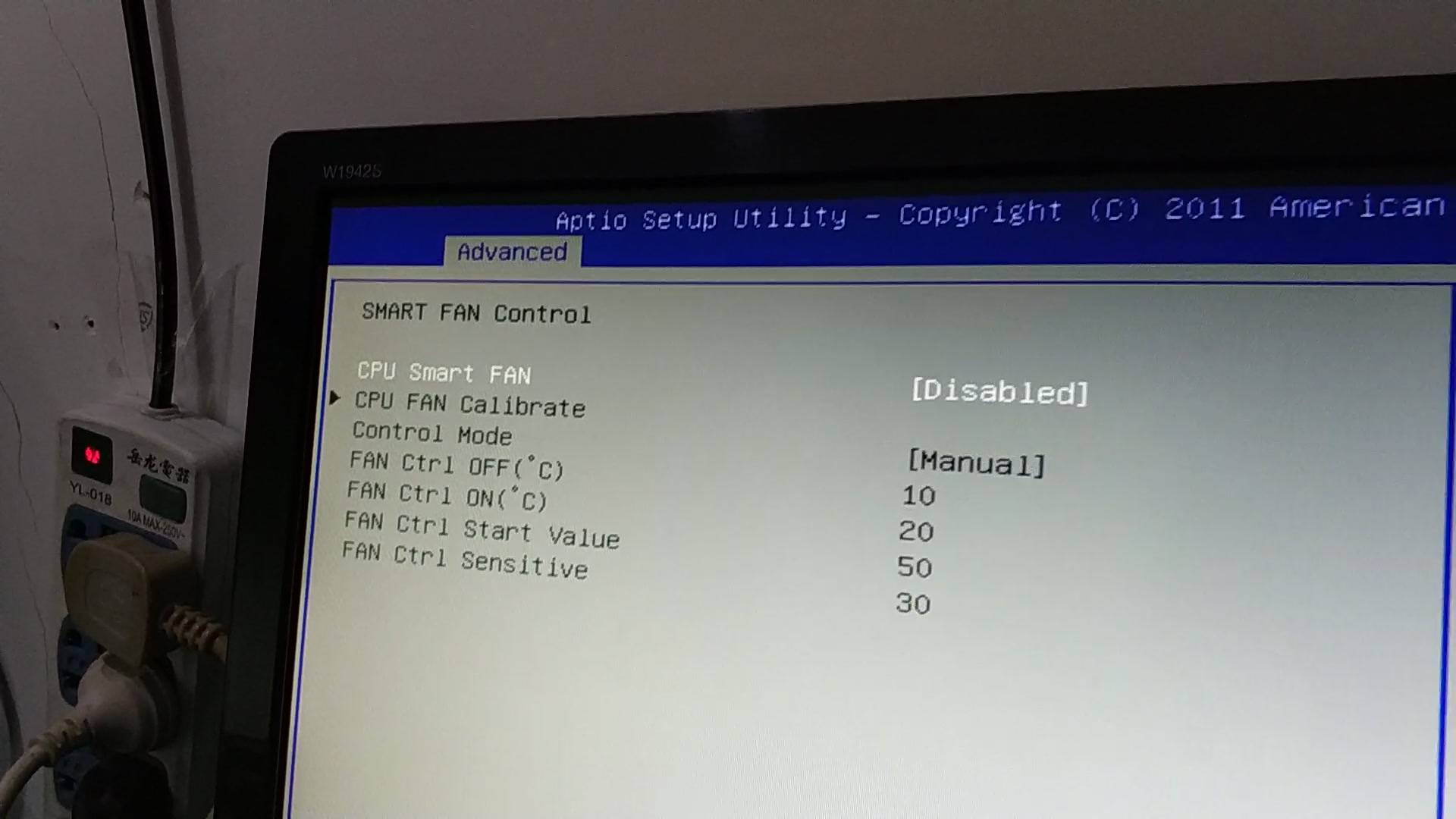 映泰主板bios调风扇转速