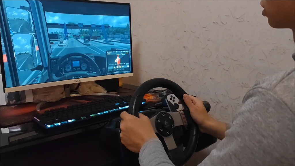 欧洲卡车2手动H型12档位 罗技G27方向盘模拟器