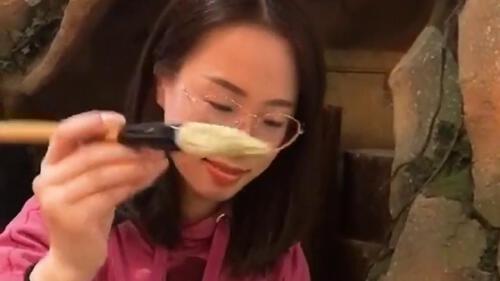 都说腹有诗书气自华,那我是不是用毛笔都不需要墨水了!