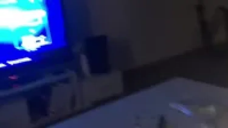 威迅M款HDMI无线同屏器安卓/苹果手机使用方法