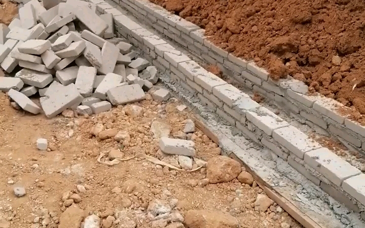 一、房屋建筑工程-室外工程/散水、排水沟砌筑
