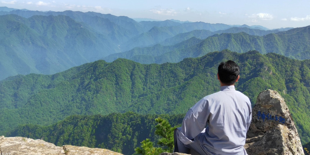 掉头发厉害,风水有影响,如家中东南方位为卫生间,且西北方位是厨房...