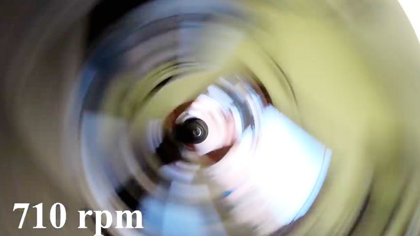在车床上旋转GoPro相机,感受一下14 - 1800转速下的拍摄效果