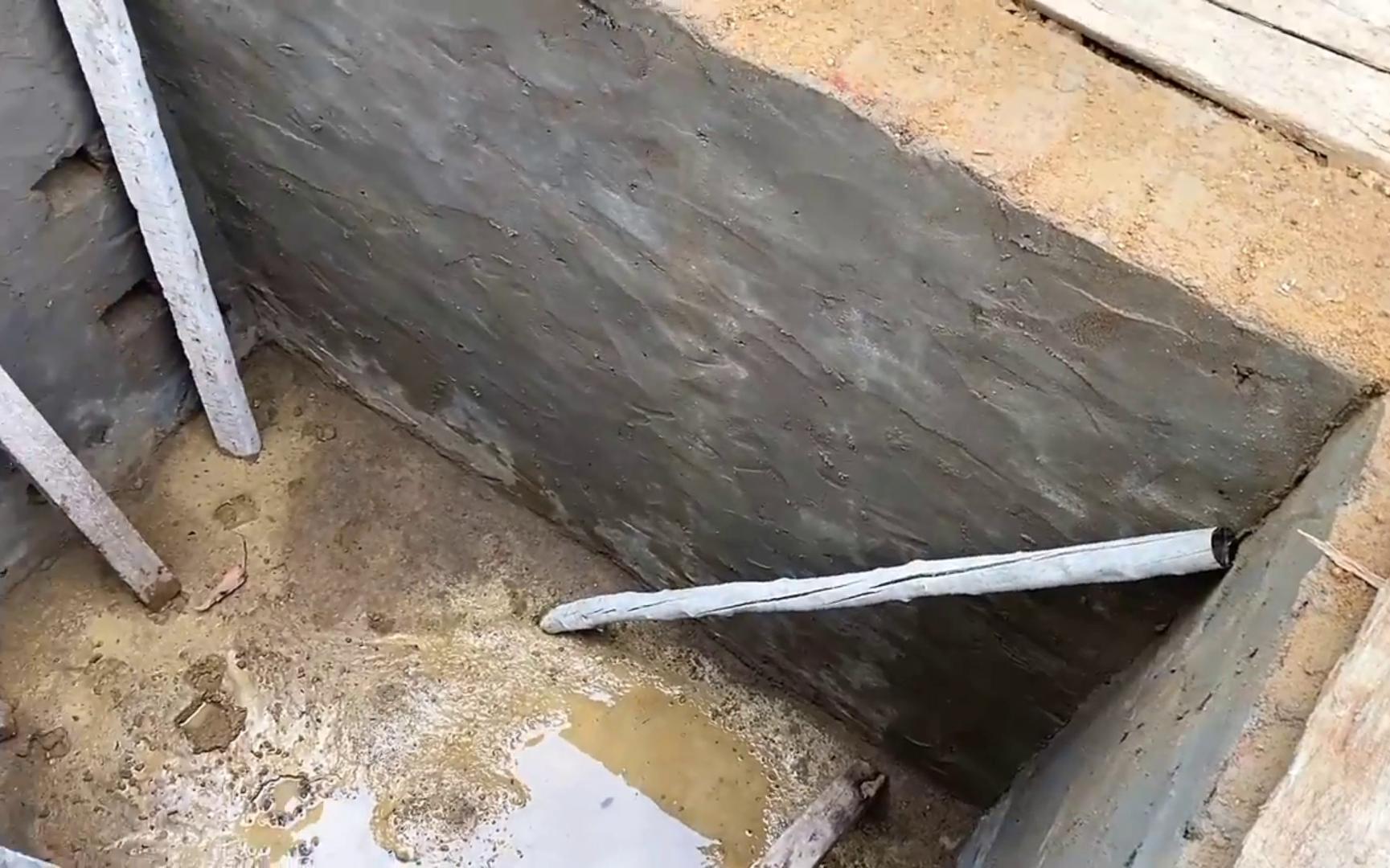 农村自建房化粪池施工地下砖化粪池顶钢筋混凝土模板技术