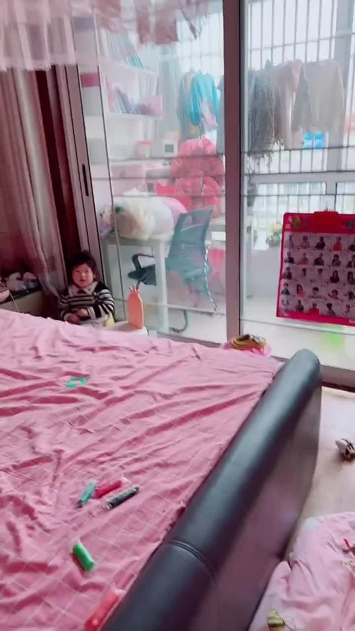 可能好多人看我这个视频会觉得这个妈妈有问题,或者会说果果是个.