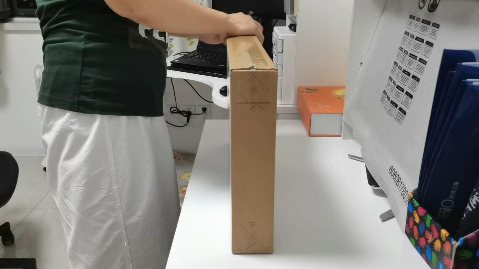 惠普 战99 15.6英寸高性能笔记本设计师本工作站开箱