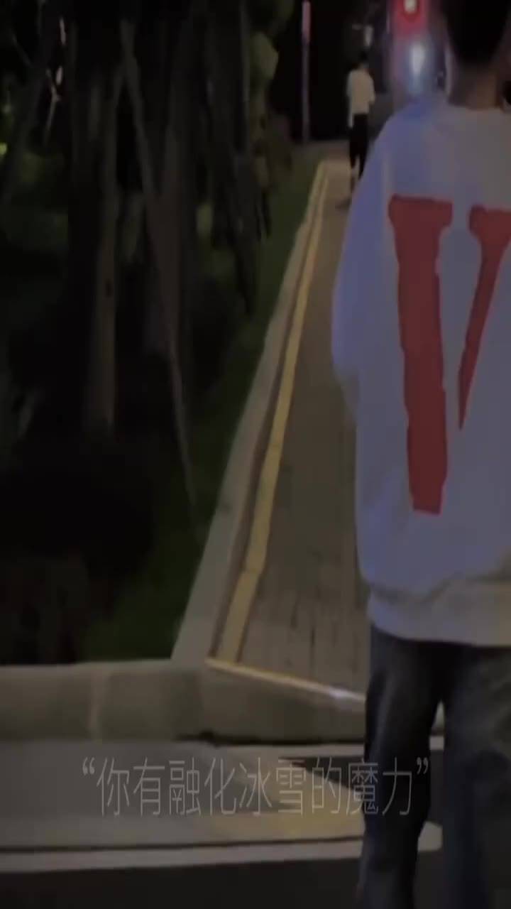 第一次加你微信,我以为我们不会有交集