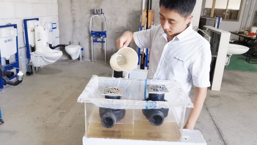 卫生间二次排水到底怎么做?解决渗漏问题的核心是疏堵结合
