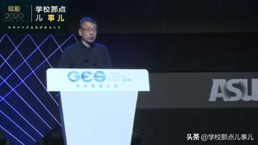 白岩松,有才华但不守公德,培养的是时代的巨婴