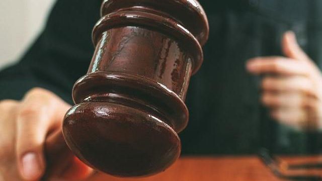 法院给不诚信律师开“罚单”