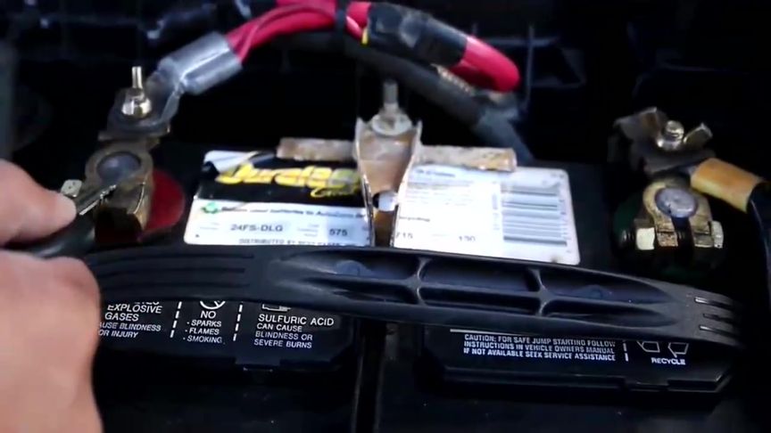 汽车电瓶亏电怎么办?老司机教你解决办法
