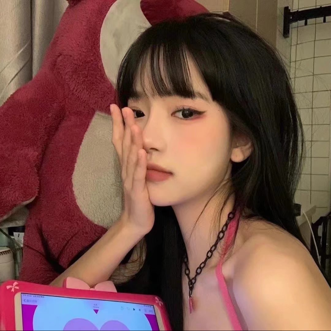 吱吱微胖搭配女装 