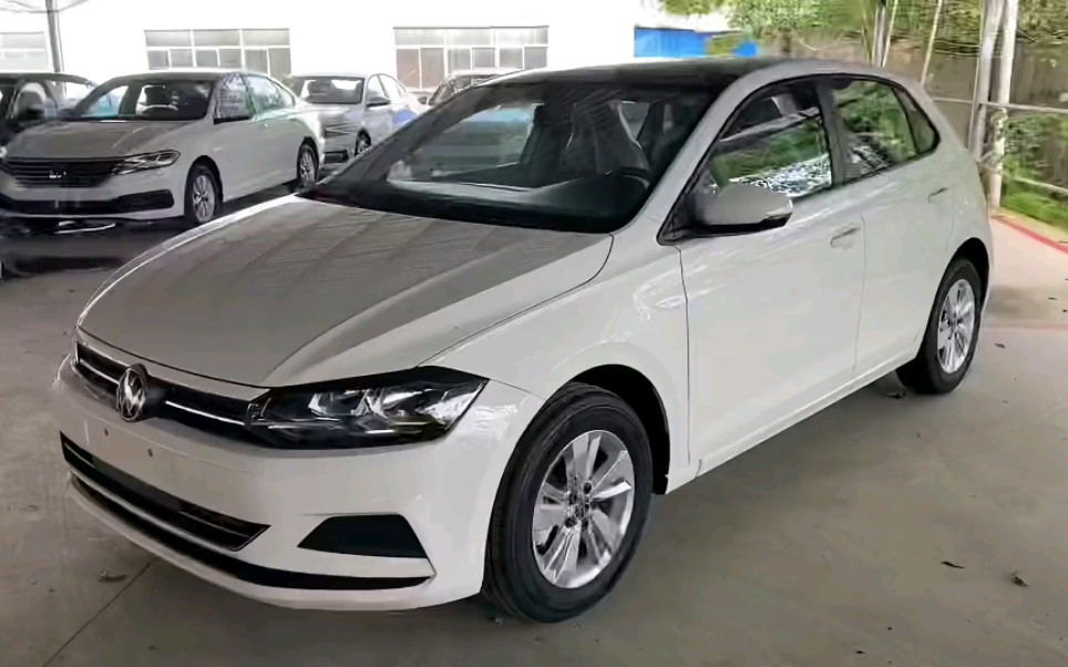 上汽大众 POLO自动挡标配实车展示