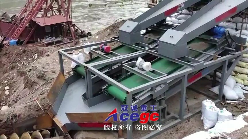 悬振动式尾矿富集机-毛毯选矿机-溜槽选矿设备在现场