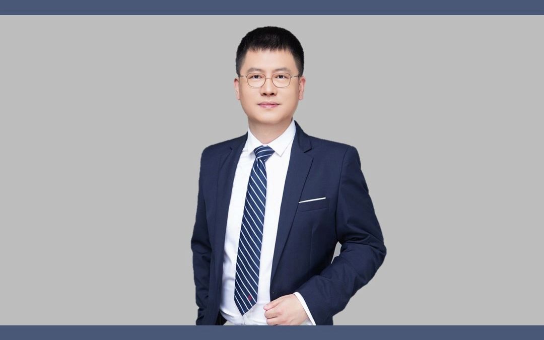 面对多位客户,如何识别领导?——日常沟通中观察和识人的技巧